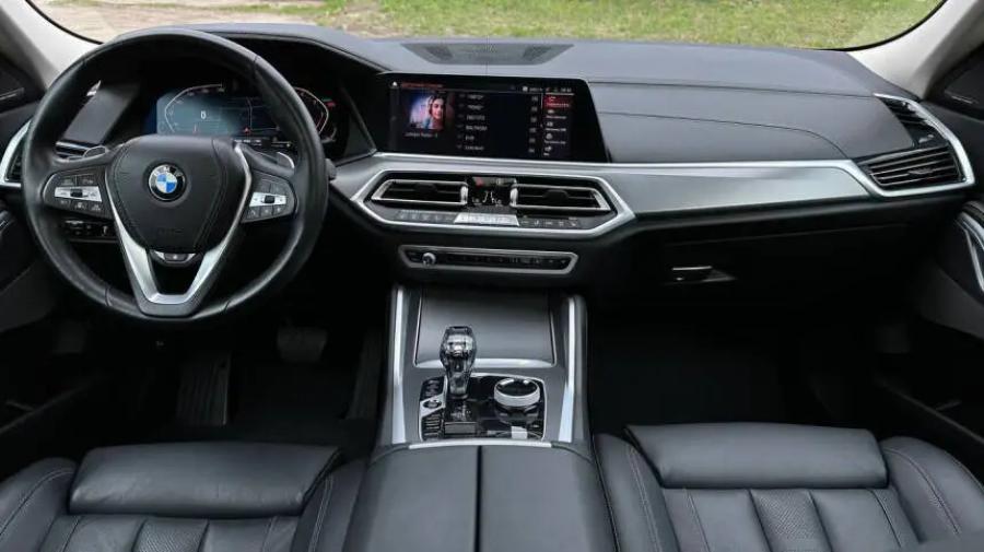 Green BMW X6 2020 in Riga, with an engine capacity of 3.00 L and mileage of 161 thousand km for 75900 €, photo 15 on AUTOMOTO.COM.LV