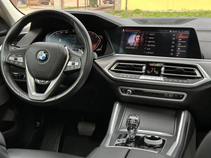 Green BMW X6 2020 in Riga, with an engine capacity of 3.00 L and mileage of 161 thousand km for 75900 €, photo 16 on AUTOMOTO.COM.LV