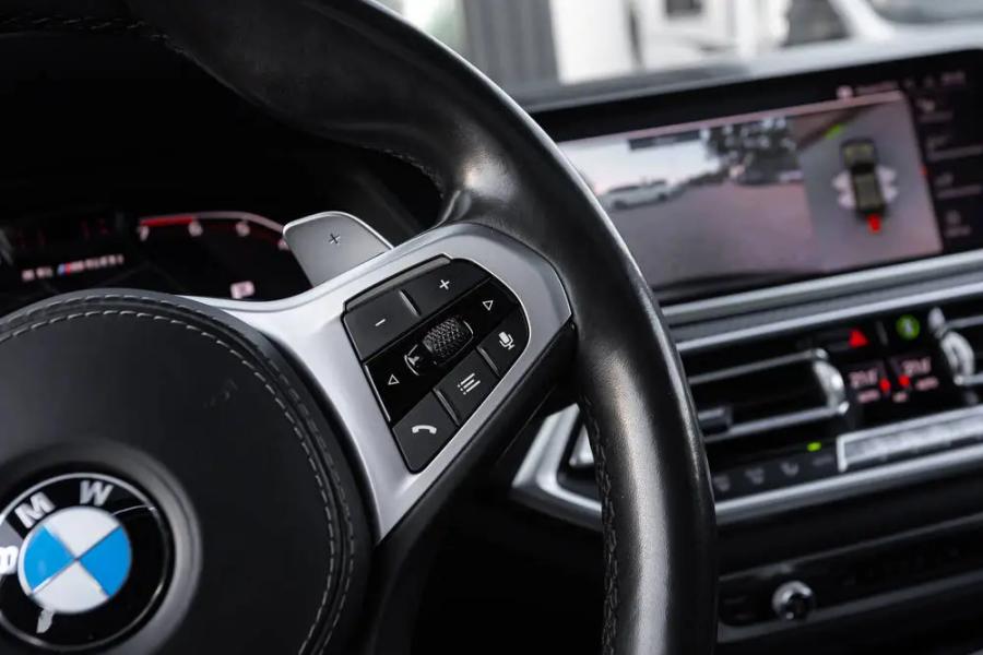 Zaļš BMW X6 2020 Jelgava, ar dzinēja tilpumu 4.40 L un nobraukumu 138 tūkst. km par 62000 €, foto 24 vietnē AUTOMOTO.COM.LV