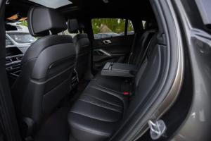 Zaļš BMW X6 2020 Jelgava, ar dzinēja tilpumu 4.40 L un nobraukumu 138 tūkst. km par 62000 €, foto 32 vietnē AUTOMOTO.COM.LV