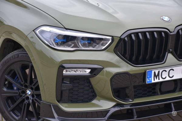 Green BMW X6 2021 in Vilnius, with an engine capacity of 2.99 L and mileage of 125 thousand km for 69500 €, photo 2 on AUTOMOTO.COM.LV
