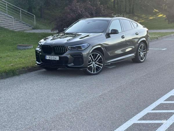 Green BMW X6 2021 in Vilnius, with an engine capacity of 3.00 L and mileage of 169 thousand km for 46500 €, photo 6 on AUTOMOTO.COM.LV