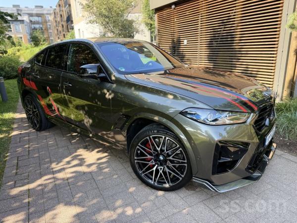 Green BMW X6 2021 in Riga, with an engine capacity of 4.40 L and mileage of 0 thousand km for 70000 €, photo 2 on AUTOMOTO.COM.LV