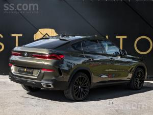 Zaļš BMW X6 2021 Tukums, ar dzinēja tilpumu 3.00 L un nobraukumu 75 tūkst. km par 49990 €, foto 29 vietnē AUTOMOTO.COM.LV