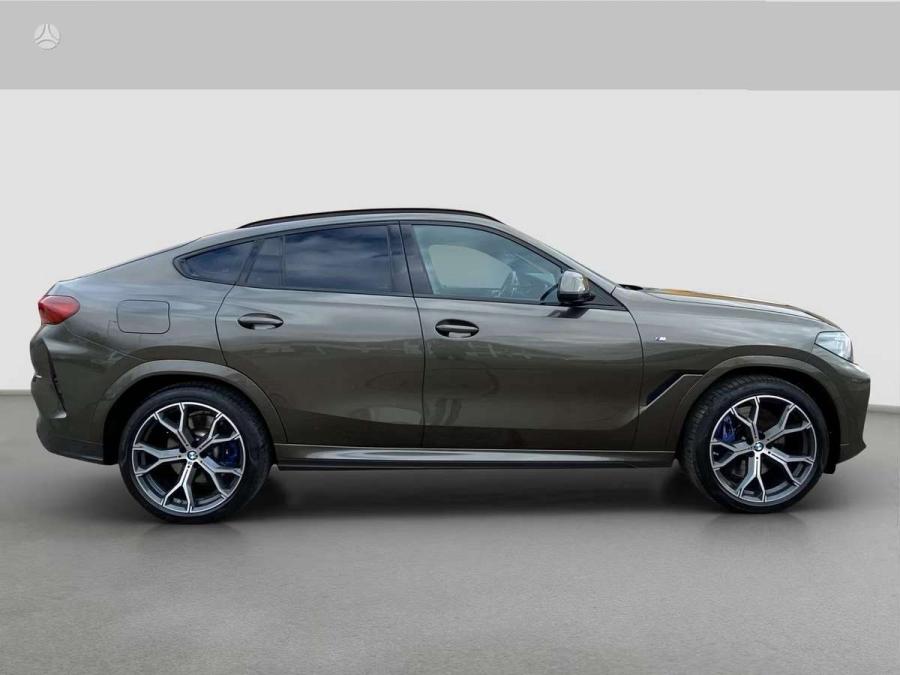 Green BMW X6 2022 in Vilnius, with an engine capacity of 2.99 L and mileage of 104 thousand km for 59900 €, photo 8 on AUTOMOTO.COM.LV