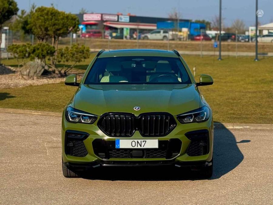 Green BMW X6 2022 in Moletai, with an engine capacity of 2.99 L and mileage of 230 thousand km for 60000 €, photo 3 on AUTOMOTO.COM.LV
