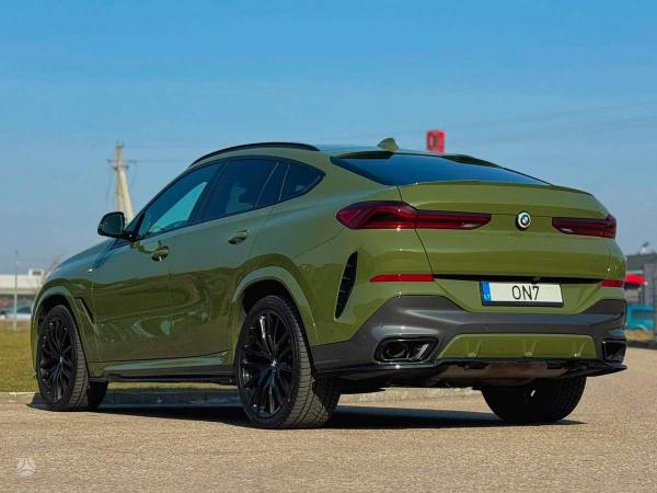 Green BMW X6 2022 in Moletai, with an engine capacity of 2.99 L and mileage of 230 thousand km for 60000 €, photo 9 on AUTOMOTO.COM.LV