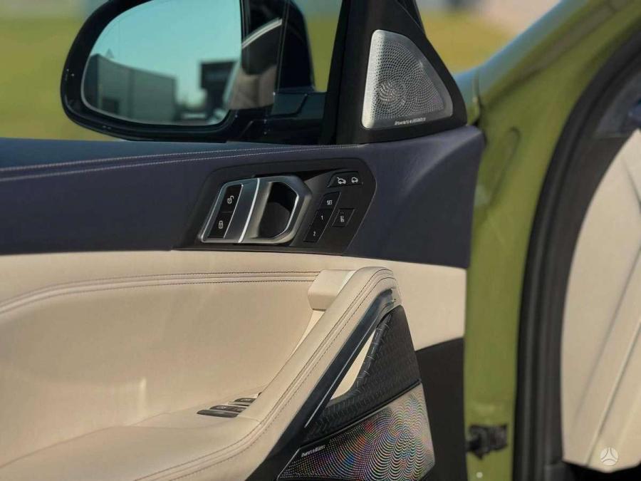 Green BMW X6 2022 in Moletai, with an engine capacity of 2.99 L and mileage of 230 thousand km for 60000 €, photo 24 on AUTOMOTO.COM.LV