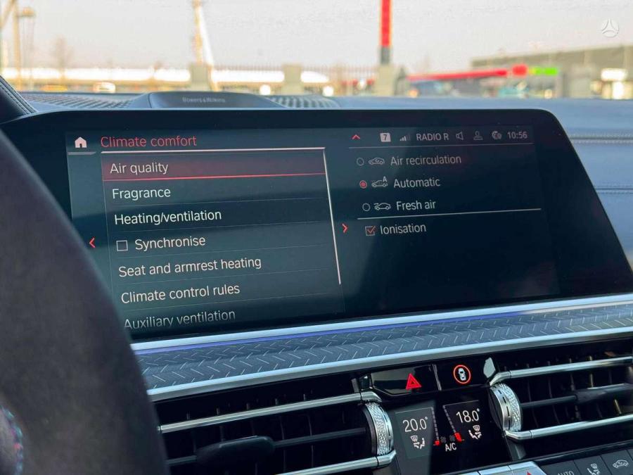 Green BMW X6 2022 in Moletai, with an engine capacity of 2.99 L and mileage of 230 thousand km for 60000 €, photo 32 on AUTOMOTO.COM.LV