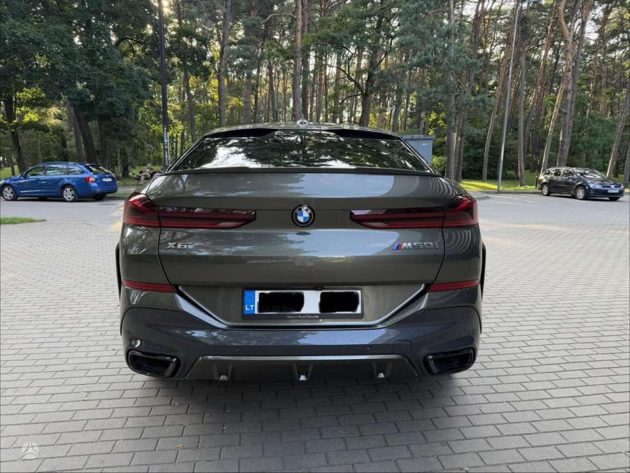 Green BMW X6 2022 in Alytus, with an engine capacity of 4.40 L and mileage of 165 thousand km for 54900 €, photo 7 on AUTOMOTO.COM.LV