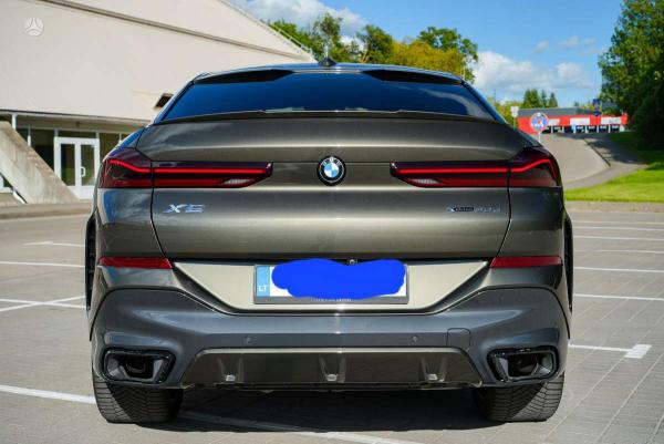 Zaļš BMW X6 2022 Kauņa, ar dzinēja tilpumu 3.00 L un nobraukumu 100 tūkst. km par 56200 €, foto 4 vietnē AUTOMOTO.COM.LV