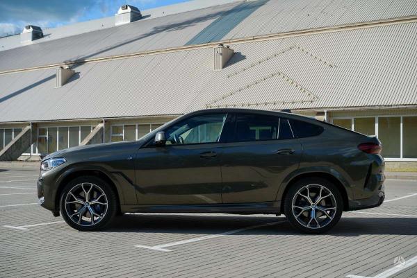 Zaļš BMW X6 2022 Kauņa, ar dzinēja tilpumu 3.00 L un nobraukumu 100 tūkst. km par 56200 €, foto 9 vietnē AUTOMOTO.COM.LV