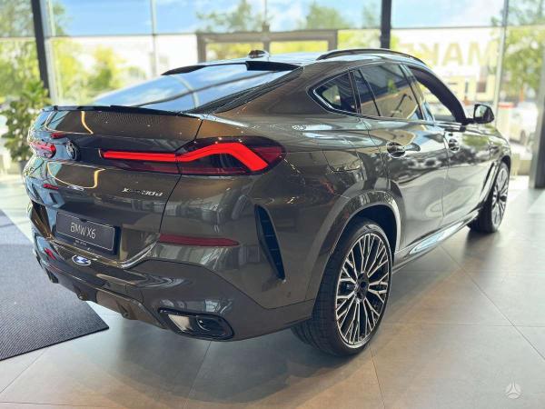Zaļš BMW X6 2026 Kauņa, ar dzinēja tilpumu 3.00 L un nobraukumu 10 tūkst. km par 95000 €, foto 4 vietnē AUTOMOTO.COM.LV