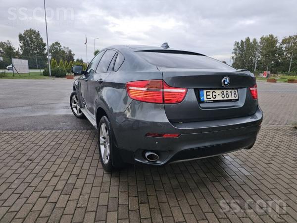 Zaļš BMW X6 2008 Rīga, ar dzinēja tilpumu 3.00 L un nobraukumu 175 tūkst. km par 11000 €, foto 4 vietnē AUTOMOTO.COM.LV