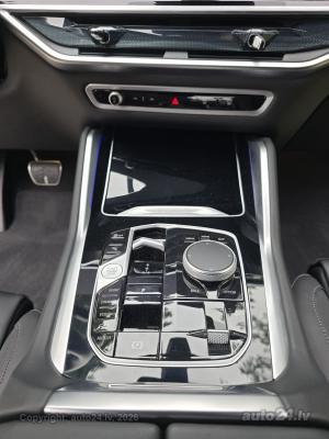 Pelēks BMW X6 2025 Tallina, ar dzinēja tilpumu 0.00 L un nobraukumu 36 tūkst. km par 100000 €, foto 21 vietnē AUTOMOTO.COM.LV