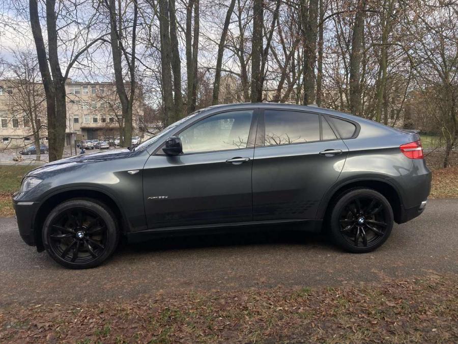 Grey BMW X6 2008 in Marijampole, with an engine capacity of 2.99 L and mileage of 322 thousand km for 9450 €, photo 7 on AUTOMOTO.COM.LV
