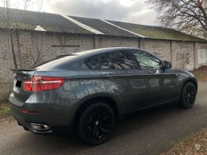 Grey BMW X6 2008 in Marijampole, with an engine capacity of 2.99 L and mileage of 322 thousand km for 9450 €, photo 11 on AUTOMOTO.COM.LV