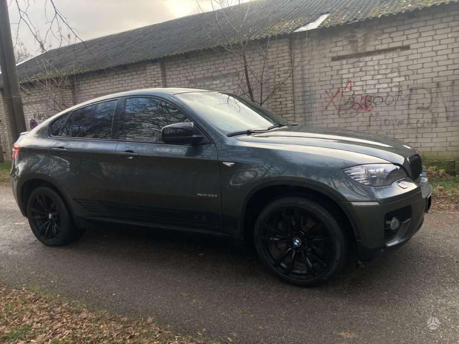 Grey BMW X6 2008 in Marijampole, with an engine capacity of 2.99 L and mileage of 322 thousand km for 9450 €, photo 13 on AUTOMOTO.COM.LV