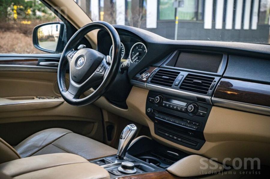 Grey BMW X6 2008 in Riga, with an engine capacity of 3.00 L and mileage of 0 thousand km for 8990 €, photo 8 on AUTOMOTO.COM.LV