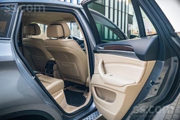 Grey BMW X6 2008 in Riga, with an engine capacity of 3.00 L and mileage of 0 thousand km for 8990 €, photo 8 on AUTOMOTO.COM.LV