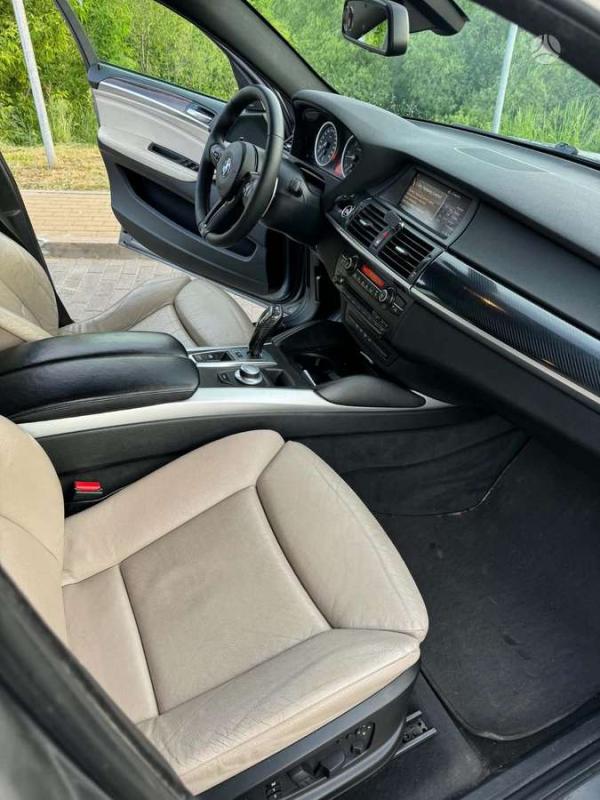 Grey BMW X6 2008 in Anyksciai, with an engine capacity of 2.99 L and mileage of 428 thousand km for 10000 €, photo 5 on AUTOMOTO.COM.LV