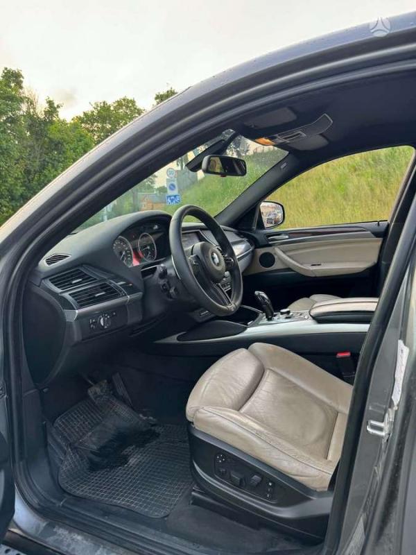 Grey BMW X6 2008 in Anyksciai, with an engine capacity of 2.99 L and mileage of 428 thousand km for 10000 €, photo 9 on AUTOMOTO.COM.LV