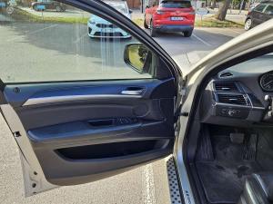 Pelēks BMW X6 2008 Kauņa, ar dzinēja tilpumu 2.99 L un nobraukumu 364 tūkst. km par 9300 €, foto 14 vietnē AUTOMOTO.COM.LV