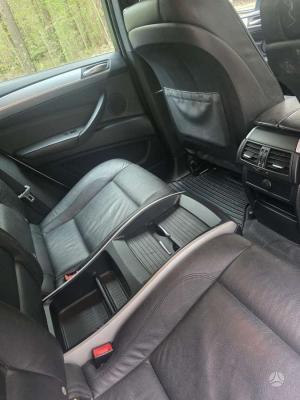 Grey BMW X6 2008 in Jonava, with an engine capacity of 2.99 L and mileage of 476 thousand km for 8000 €, photo 6 on AUTOMOTO.COM.LV
