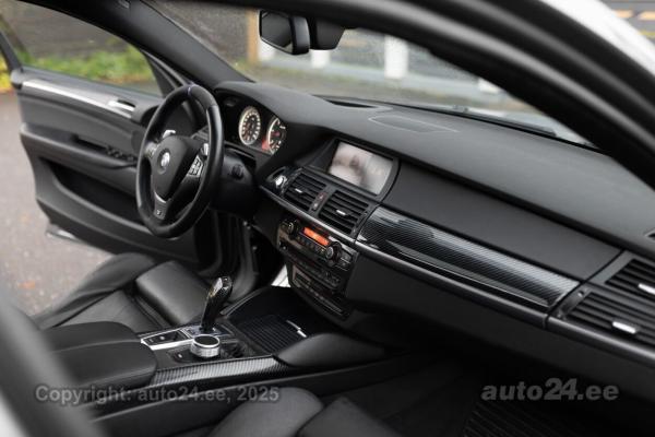 Pelēks BMW X6 2009 Tallina, ar dzinēja tilpumu 3.00 L un nobraukumu 392 tūkst. km par 11999 €, foto 11 vietnē AUTOMOTO.COM.LV