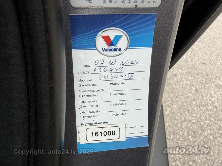 Grey BMW X6 2009 in Tartu, with an engine capacity of 3.00 L and mileage of 189 thousand km for 8999 €, photo 26 on AUTOMOTO.COM.LV