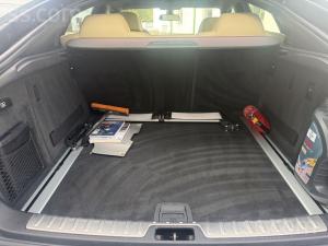 Grey BMW X6 2009 in Riga, with an engine capacity of 3.00 L and mileage of 223 thousand km for 10950 €, photo 10 on AUTOMOTO.COM.LV