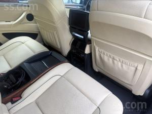 Grey BMW X6 2009 in Riga, with an engine capacity of 3.00 L and mileage of 223 thousand km for 10950 €, photo 12 on AUTOMOTO.COM.LV