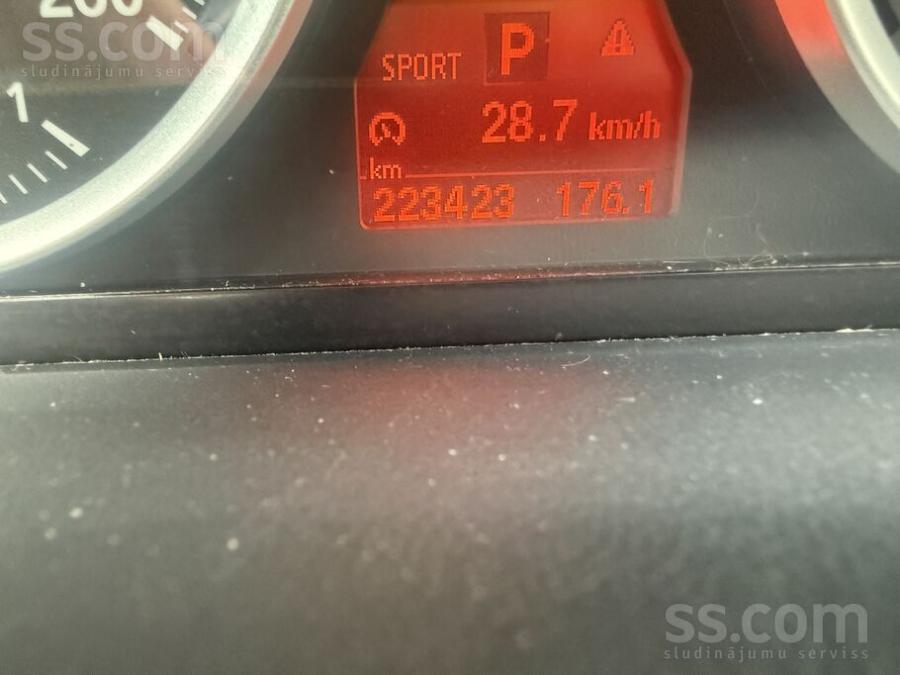Grey BMW X6 2009 in Riga, with an engine capacity of 3.00 L and mileage of 223 thousand km for 10950 €, photo 16 on AUTOMOTO.COM.LV