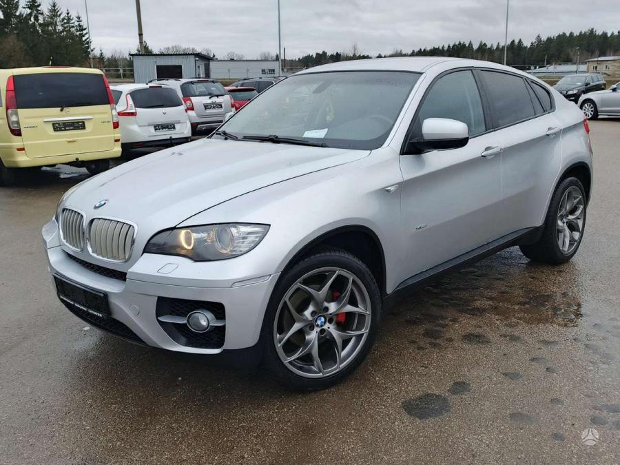 Pelēks BMW X6 2010 Utena, ar dzinēja tilpumu 2.99 L un nobraukumu 334 tūkst. km par 11200 €, foto 1 vietnē AUTOMOTO.COM.LV