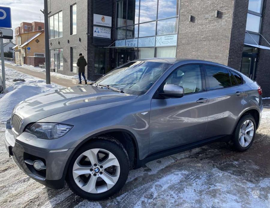 Grey BMW X6 2010 in Marijampole, with an engine capacity of 2.99 L and mileage of 273 thousand km for 12350 €, photo 10 on AUTOMOTO.COM.LV
