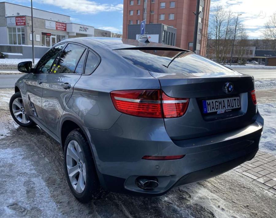 Grey BMW X6 2010 in Marijampole, with an engine capacity of 2.99 L and mileage of 273 thousand km for 12350 €, photo 13 on AUTOMOTO.COM.LV
