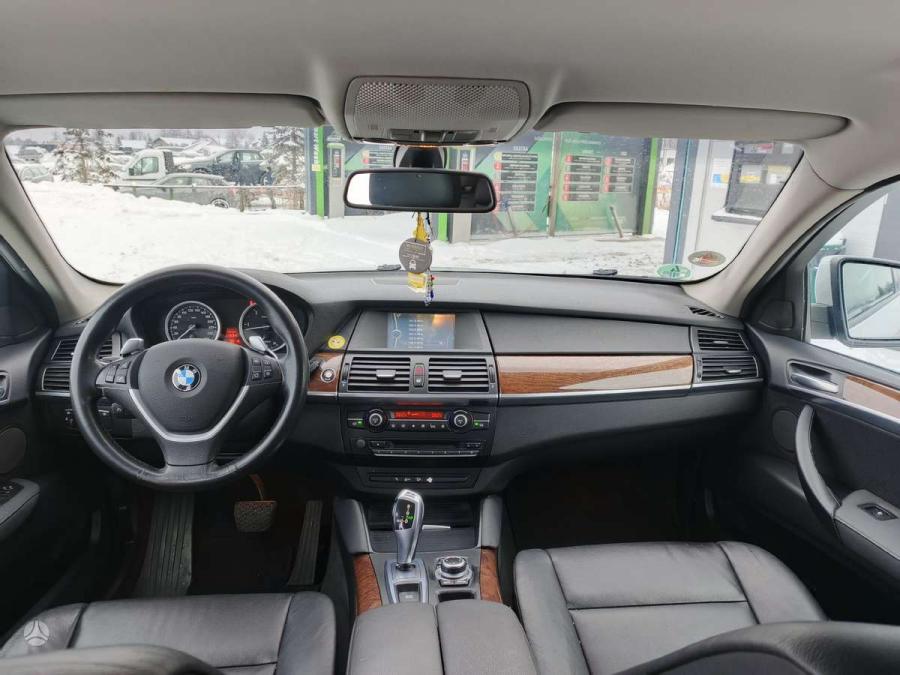 Pelēks BMW X6 2010 Utena, ar dzinēja tilpumu 2.99 L un nobraukumu 334 tūkst. km par 11200 €, foto 6 vietnē AUTOMOTO.COM.LV