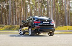 Grey BMW X6 2010 in Riga, with an engine capacity of 3.00 L and mileage of 272 thousand km for 12590 €, photo 9 on AUTOMOTO.COM.LV