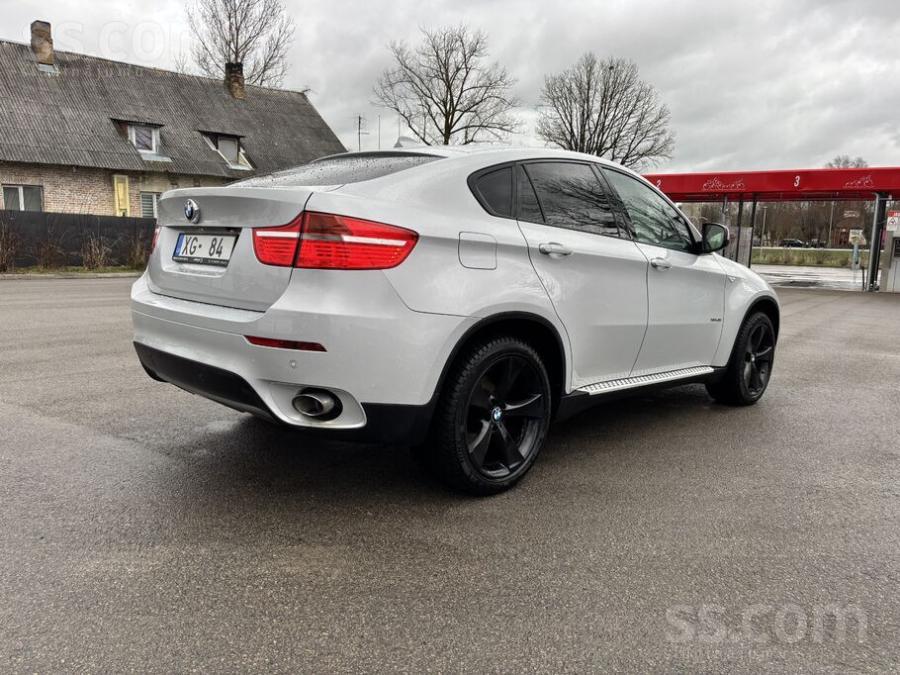 Pelēks BMW X6 2010 Jelgava, ar dzinēja tilpumu 3.00 L un nobraukumu 233 tūkst. km par 13900 €, foto 3 vietnē AUTOMOTO.COM.LV