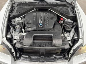 Pelēks BMW X6 2010 Jelgava, ar dzinēja tilpumu 3.00 L un nobraukumu 233 tūkst. km par 13900 €, foto 19 vietnē AUTOMOTO.COM.LV