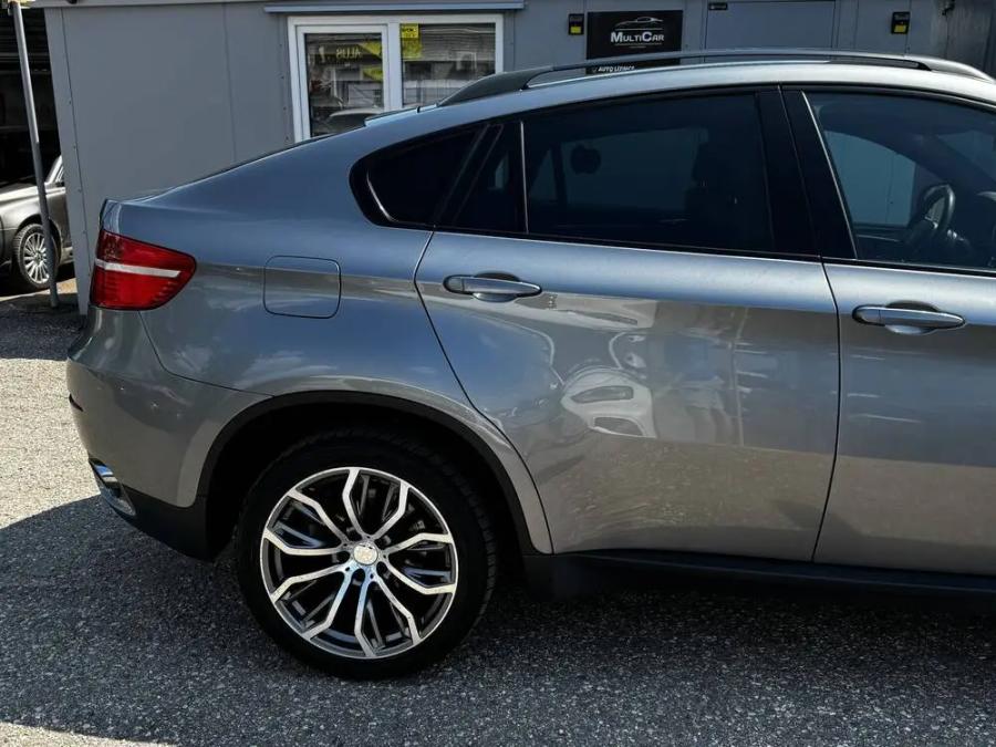 Pelēks BMW X6 2010 Daugavpils, ar dzinēja tilpumu 3.00 L un nobraukumu 0 tūkst. km par 12000 €, foto 9 vietnē AUTOMOTO.COM.LV
