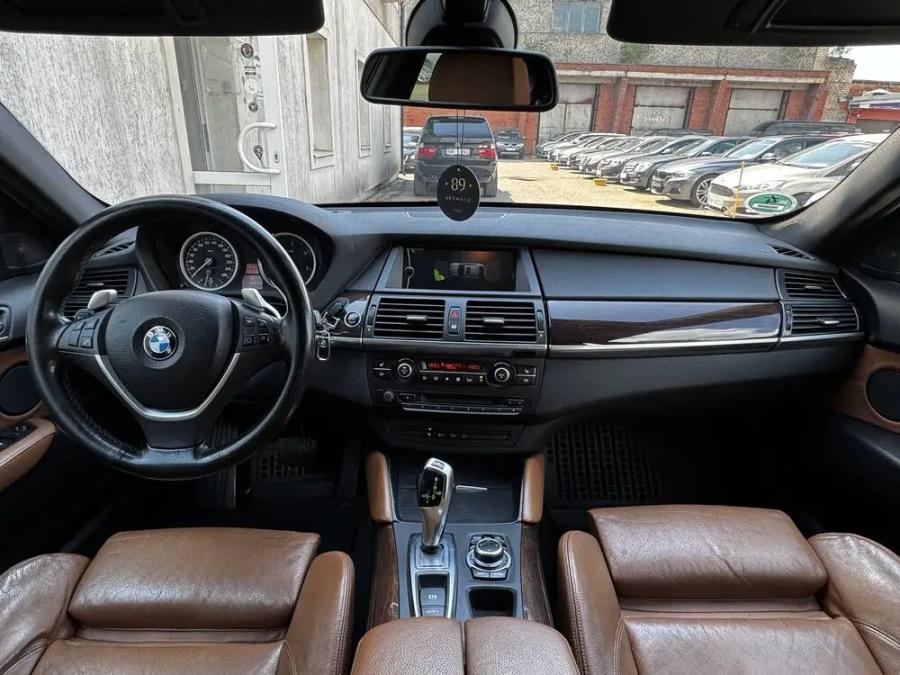 Pelēks BMW X6 2010 Daugavpils, ar dzinēja tilpumu 3.00 L un nobraukumu 0 tūkst. km par 12000 €, foto 14 vietnē AUTOMOTO.COM.LV