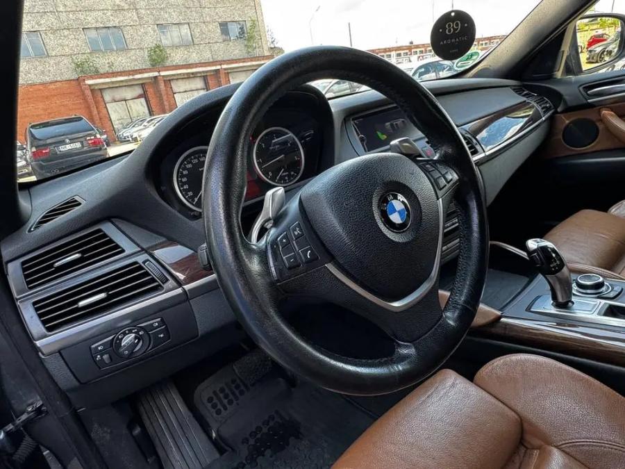 Pelēks BMW X6 2010 Daugavpils, ar dzinēja tilpumu 3.00 L un nobraukumu 0 tūkst. km par 12000 €, foto 16 vietnē AUTOMOTO.COM.LV