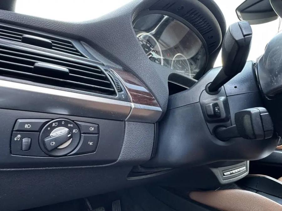 Pelēks BMW X6 2010 Daugavpils, ar dzinēja tilpumu 3.00 L un nobraukumu 0 tūkst. km par 12000 €, foto 17 vietnē AUTOMOTO.COM.LV
