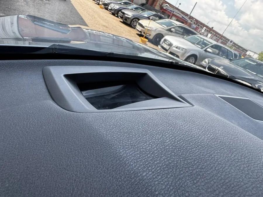 Pelēks BMW X6 2010 Daugavpils, ar dzinēja tilpumu 3.00 L un nobraukumu 0 tūkst. km par 12000 €, foto 20 vietnē AUTOMOTO.COM.LV