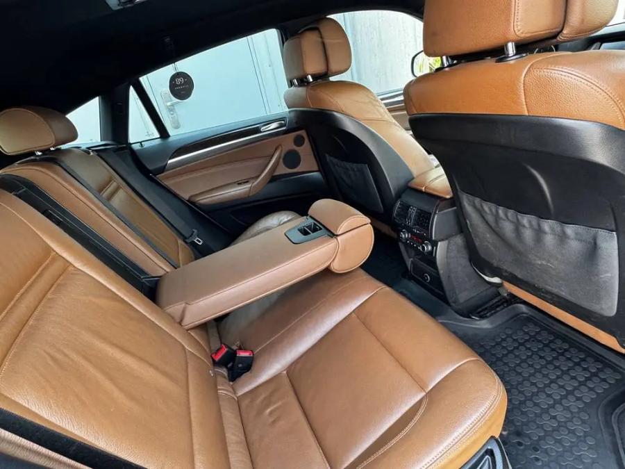 Pelēks BMW X6 2010 Daugavpils, ar dzinēja tilpumu 3.00 L un nobraukumu 0 tūkst. km par 12000 €, foto 26 vietnē AUTOMOTO.COM.LV