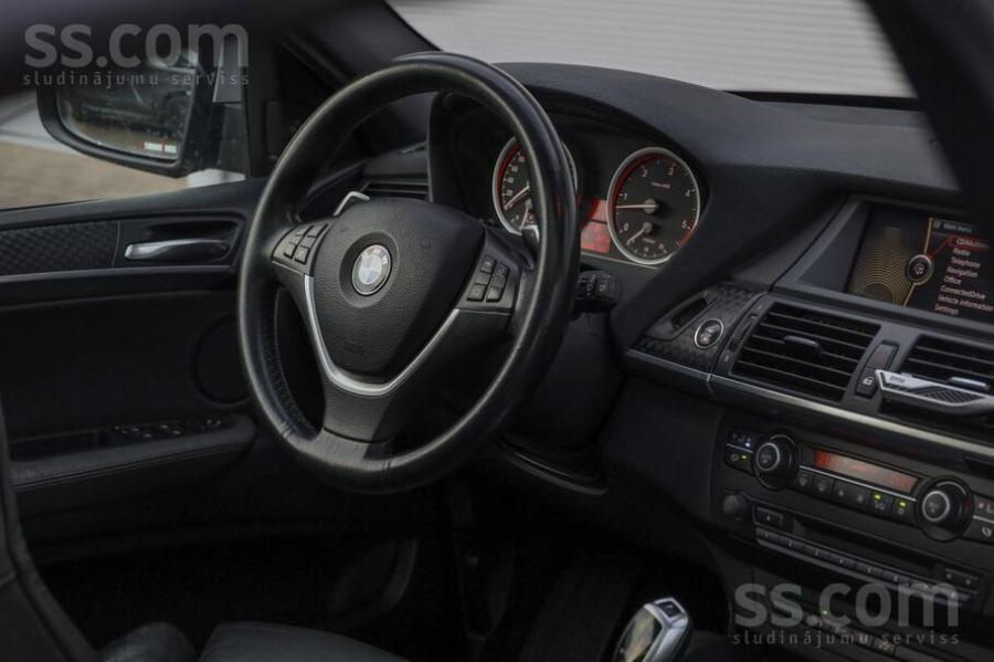 Pelēks BMW X6 2011 Rīga, ar dzinēja tilpumu 3.00 L un nobraukumu 0 tūkst. km par 12995 €, foto 24 vietnē AUTOMOTO.COM.LV
