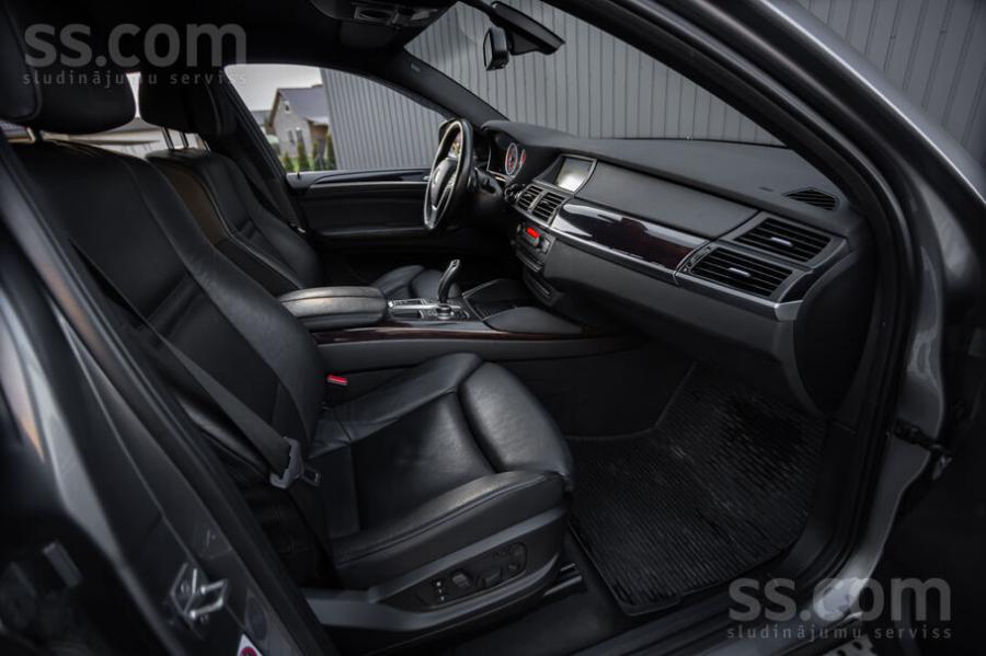 Grey BMW X6 2012 in Jelgava, with an engine capacity of 3.00 L and mileage of 0 thousand km for 10950 €, photo 9 on AUTOMOTO.COM.LV