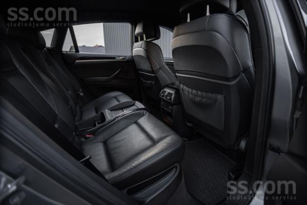 Grey BMW X6 2012 in Jelgava, with an engine capacity of 3.00 L and mileage of 0 thousand km for 10950 €, photo 10 on AUTOMOTO.COM.LV