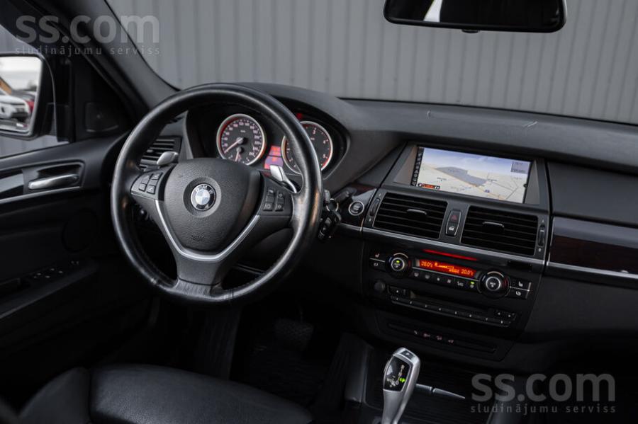 Grey BMW X6 2012 in Jelgava, with an engine capacity of 3.00 L and mileage of 0 thousand km for 10950 €, photo 13 on AUTOMOTO.COM.LV